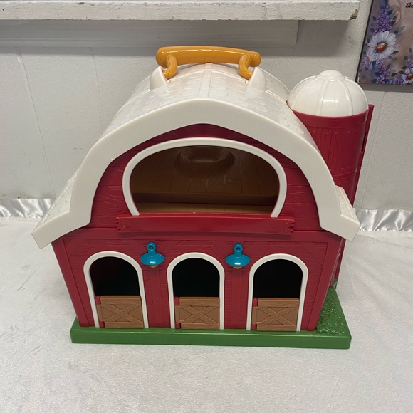 Battat | Toys | Battat Big Red Barn Toddler Toy Barn House Only Barn ...